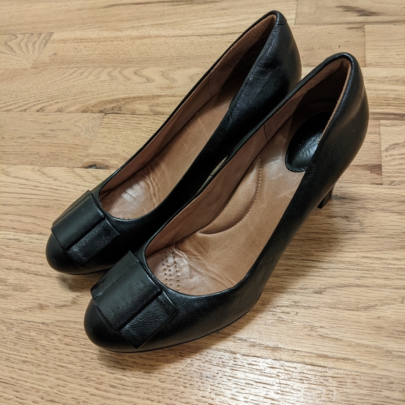 Clarks | Shoes | Clarks Artisan Leather Heels | Poshmark